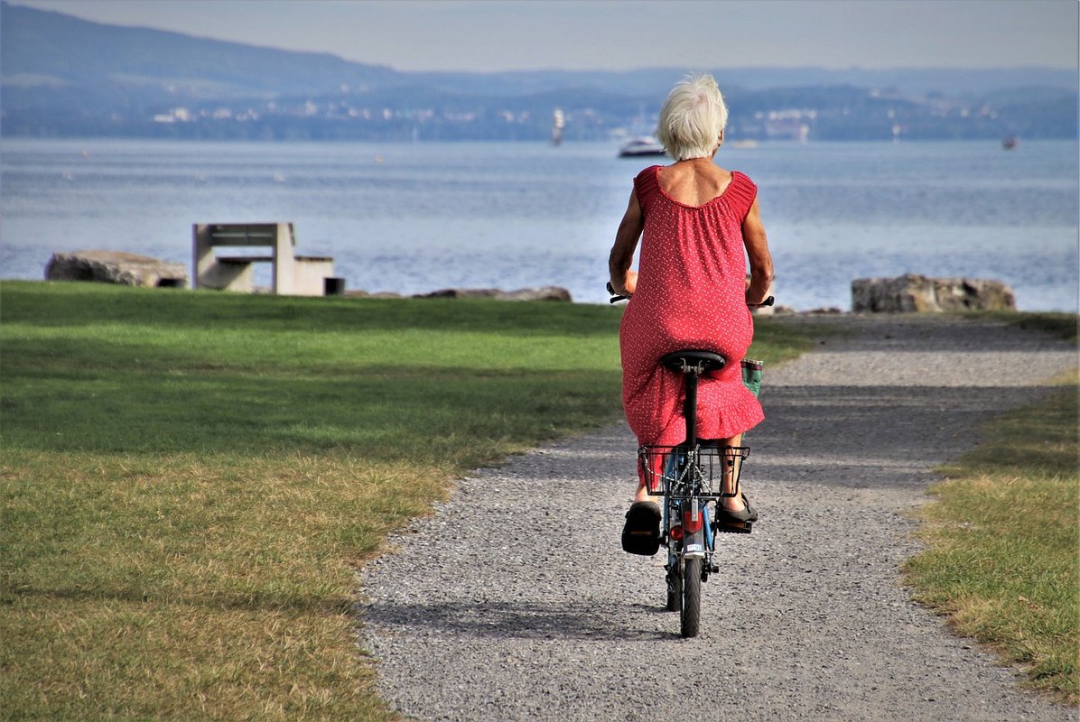 Free Activities for Seniors Near You: Local Options - Active Aging Daily