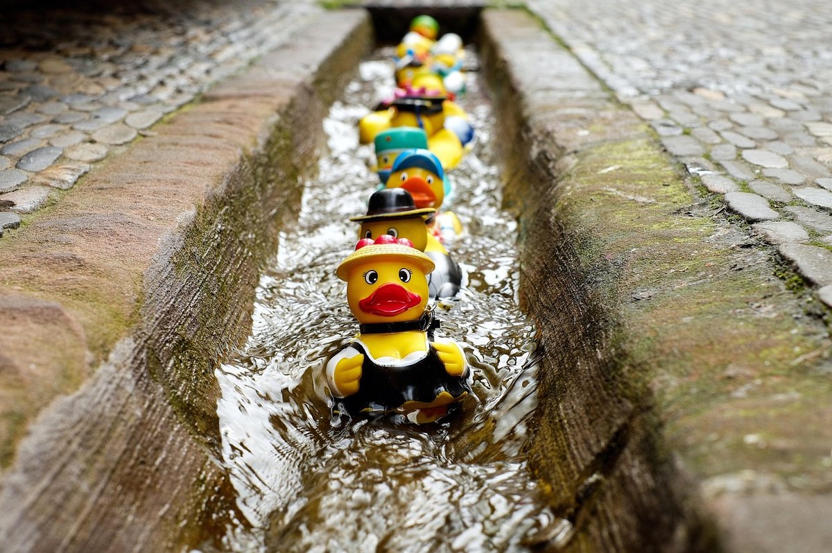 Dementia and Bathing Challenges Solved with Care - Active Aging Daily